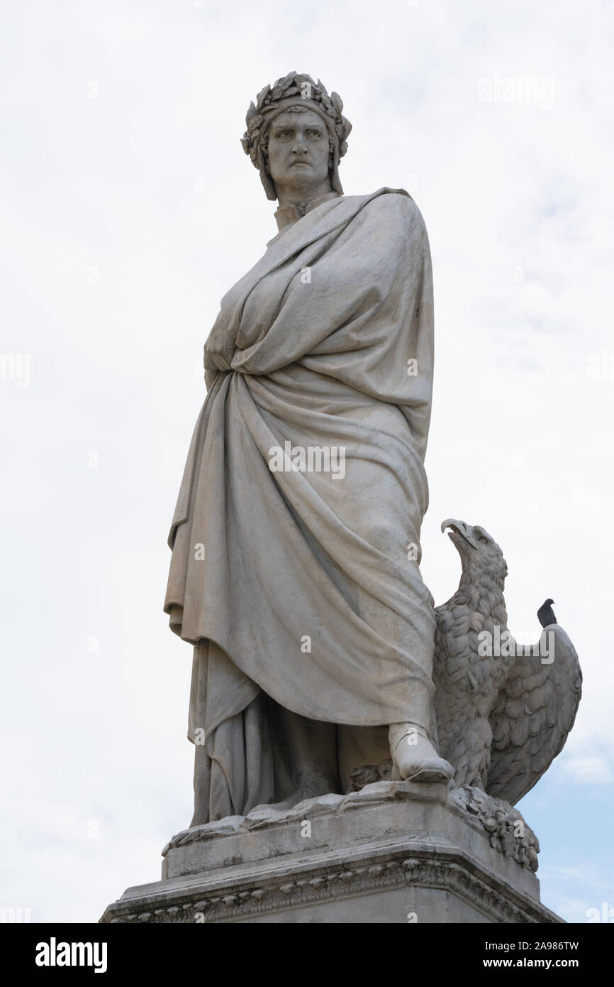 Dante alighieri statue hi-res stock photography and images - Alamy