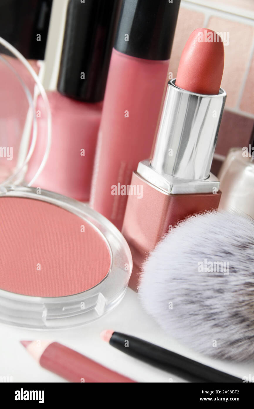 Beauty cosmetics natural colors Stock Photo - Alamy