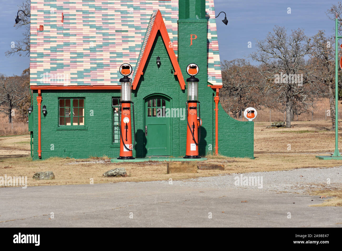 Woolaroc museum entrance hi-res stock photography and images - Alamy