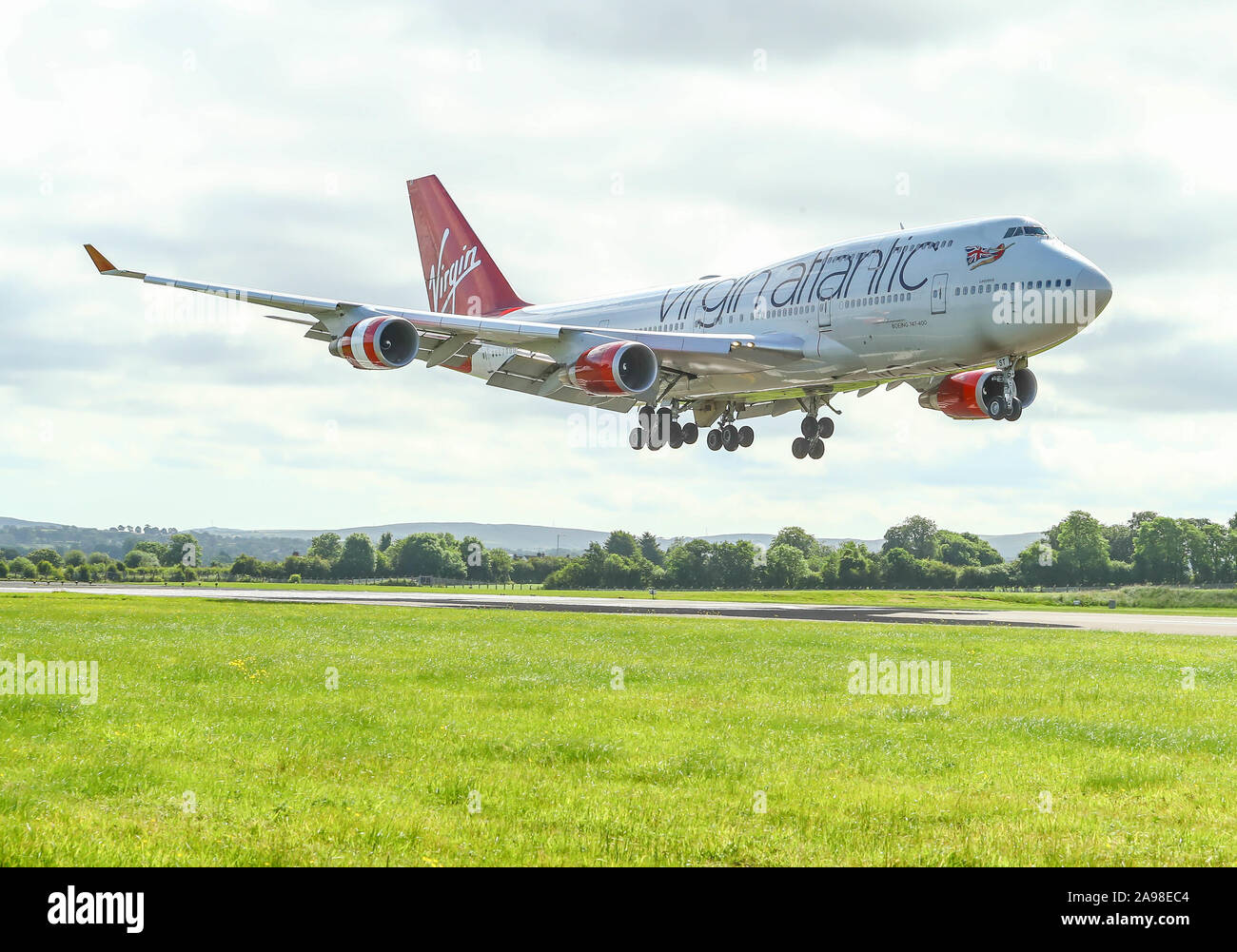 Virgin Boeing 747 Stock Photo - Alamy