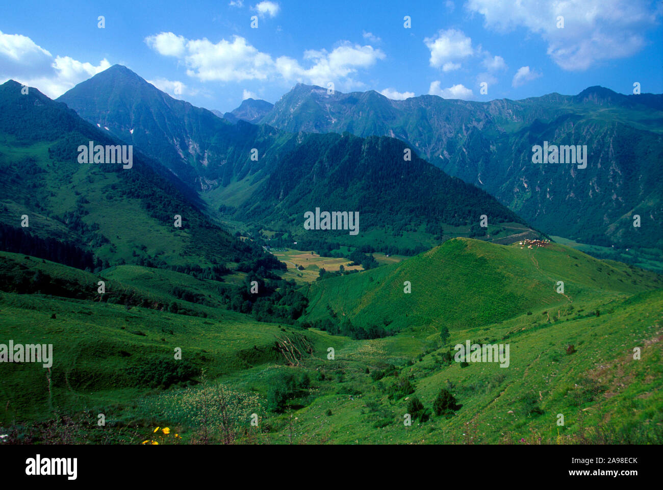 Peyresourde hi-res stock photography and images - Alamy