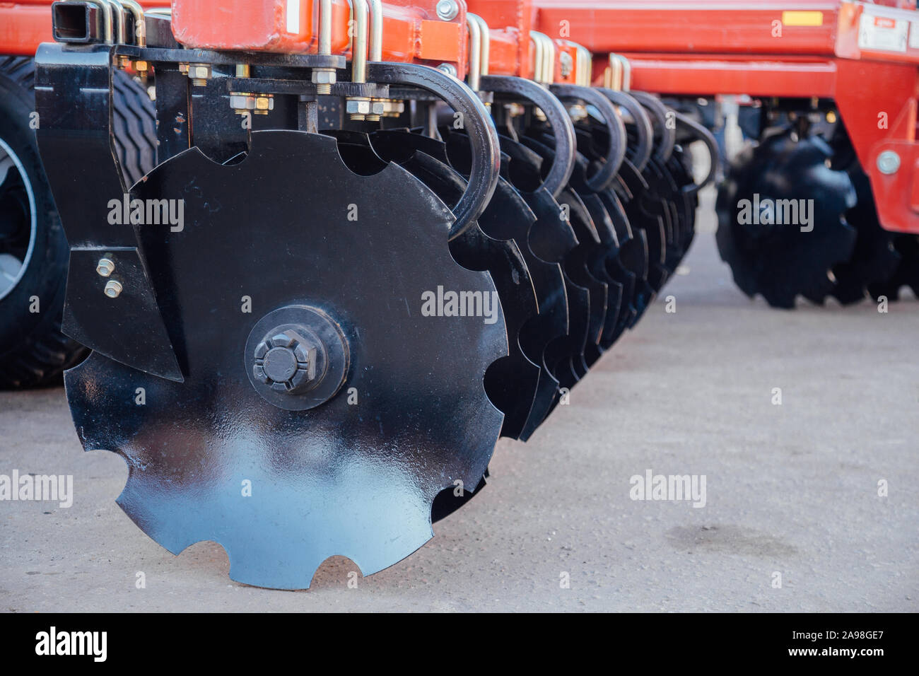 Working parts of new modern agricultural disc harrow for tillage Stock ...