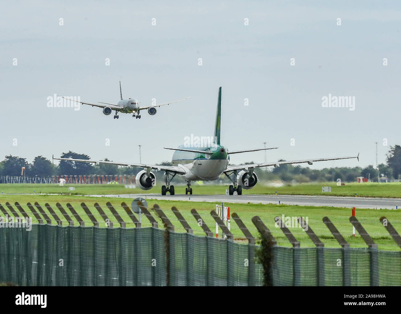 Landings and take offs Stock Photo - Alamy