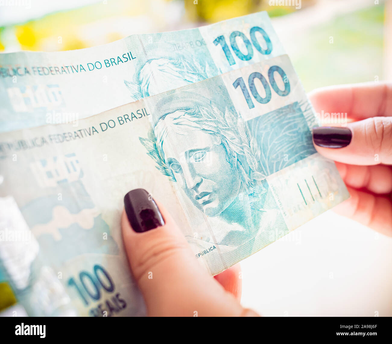 Brazilian banknote hi-res stock photography and images - Alamy
