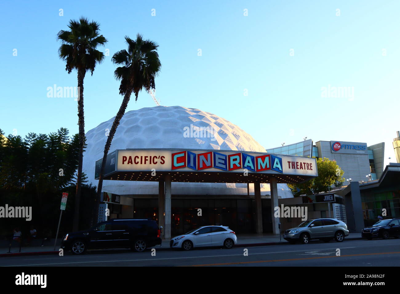 Pacific's CINERAMA Dome Theatre, movie theater located in Sunset ...