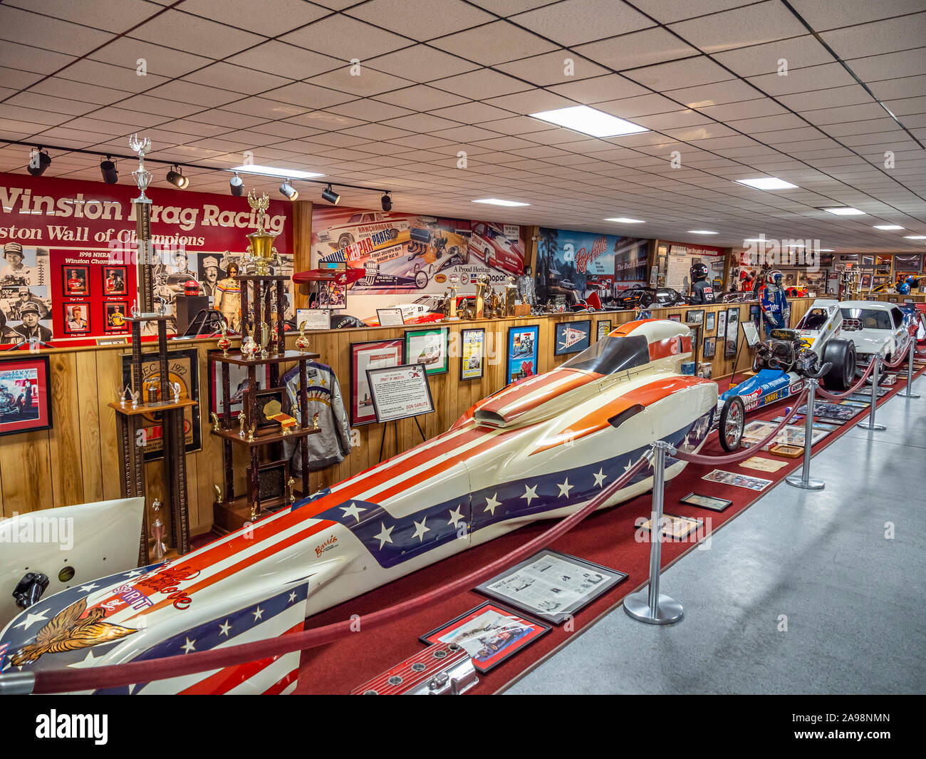 Big Daddy Don Garlits Museum of Drag Racing in Ocala Florida In the ...