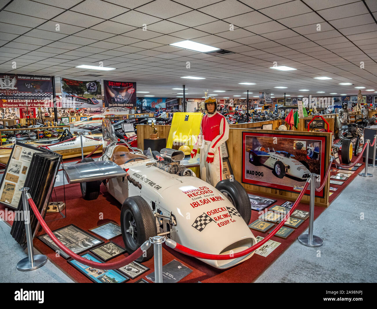 Big Daddy Don Garlits Museum of Drag Racing in Ocala Florida In the ...