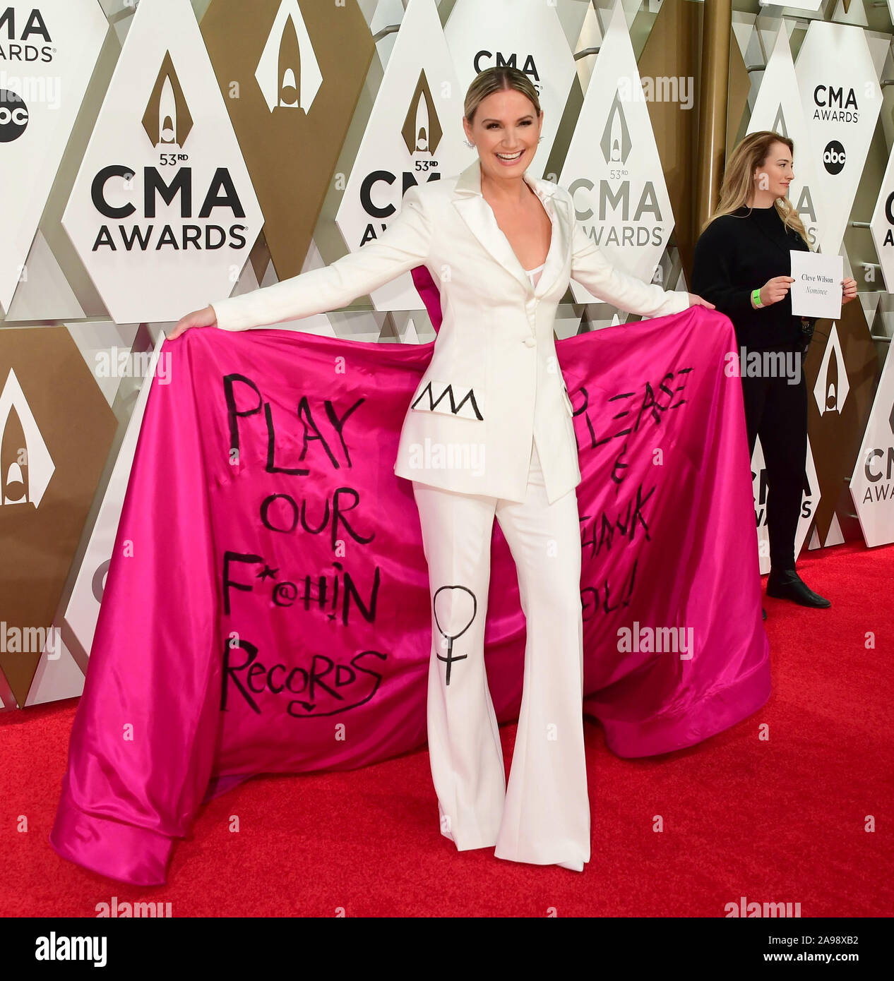 Nashville, Tennessee, USA. 13th Nov, 2019. Jennifer Nettles. 53rd ...