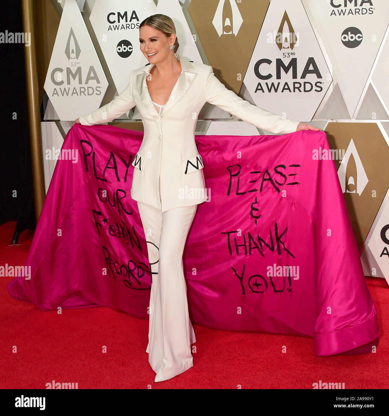 Nashville, Tennessee, USA. 13th Nov, 2019. Jennifer Nettles. 53rd ...
