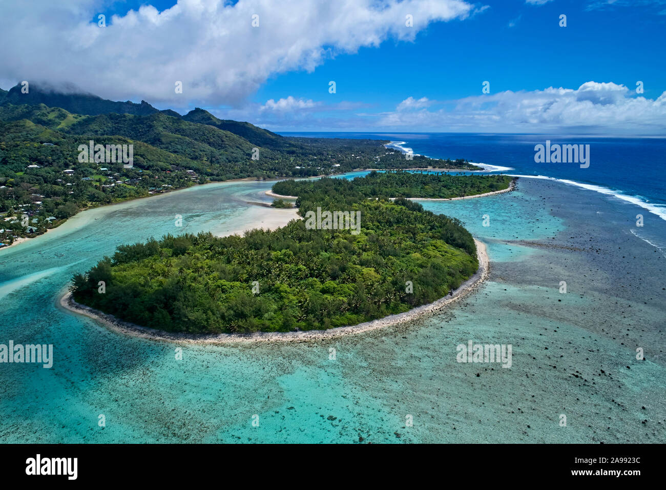 Oneroa Island, Muri Lagoon, Rarotonga, Cook Islands, South Pacific ...