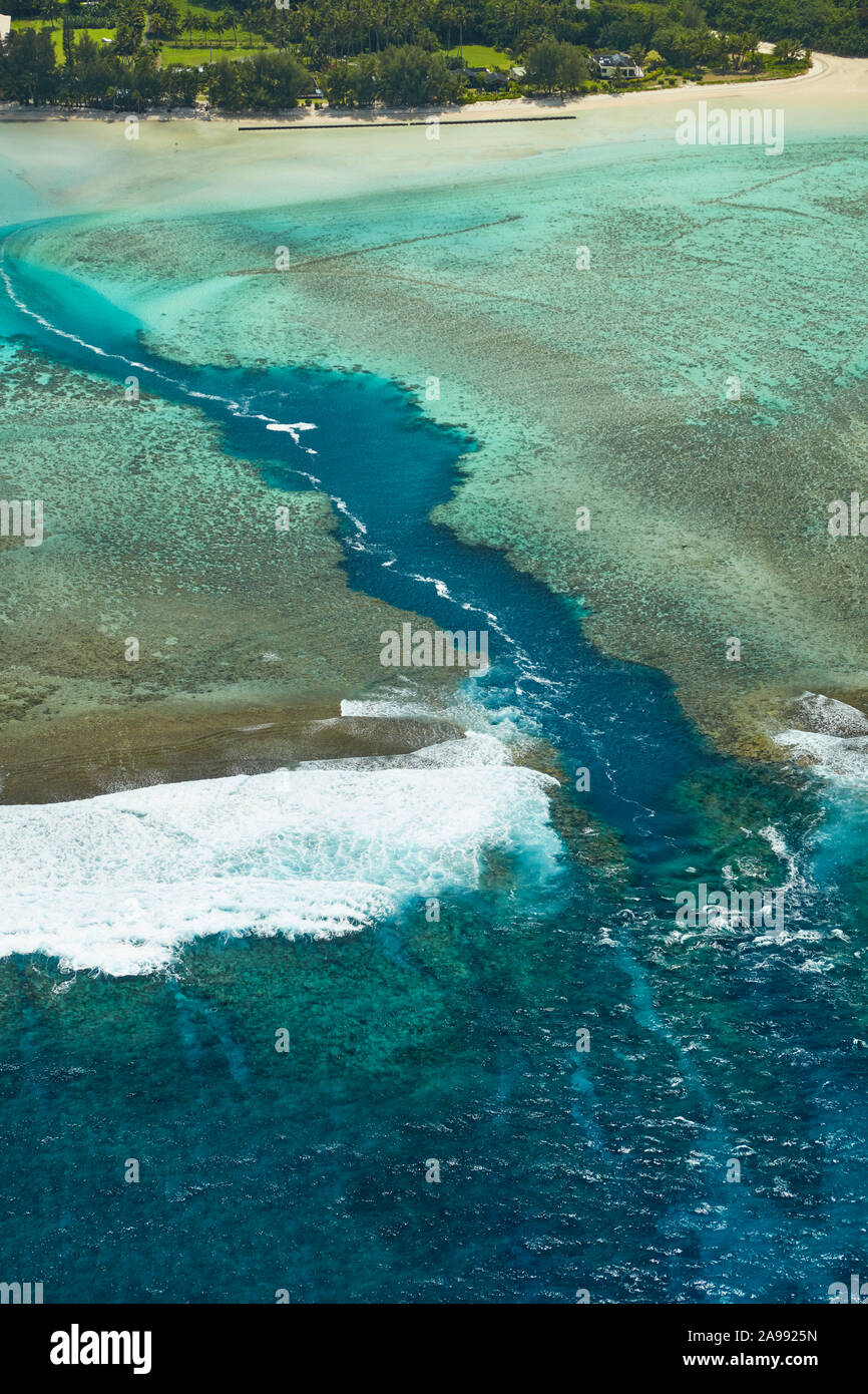 Channel in the reef, Avaavaroa Tapere, by Turoa Beach, Rarotonga, Cook ...