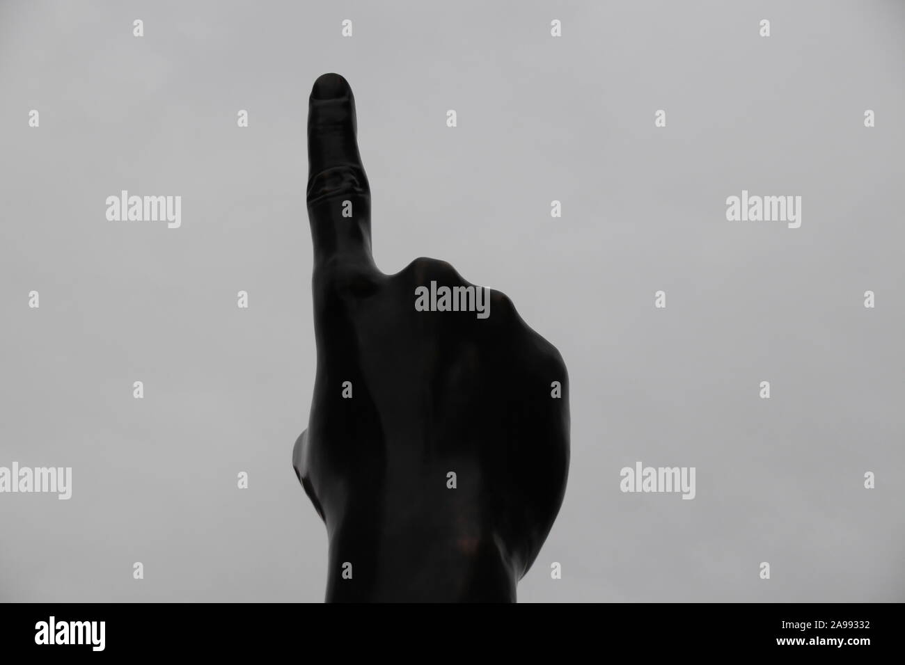 New York, USA. 12th Nov, 2019. The work "Unity" by the US artist Hank ...