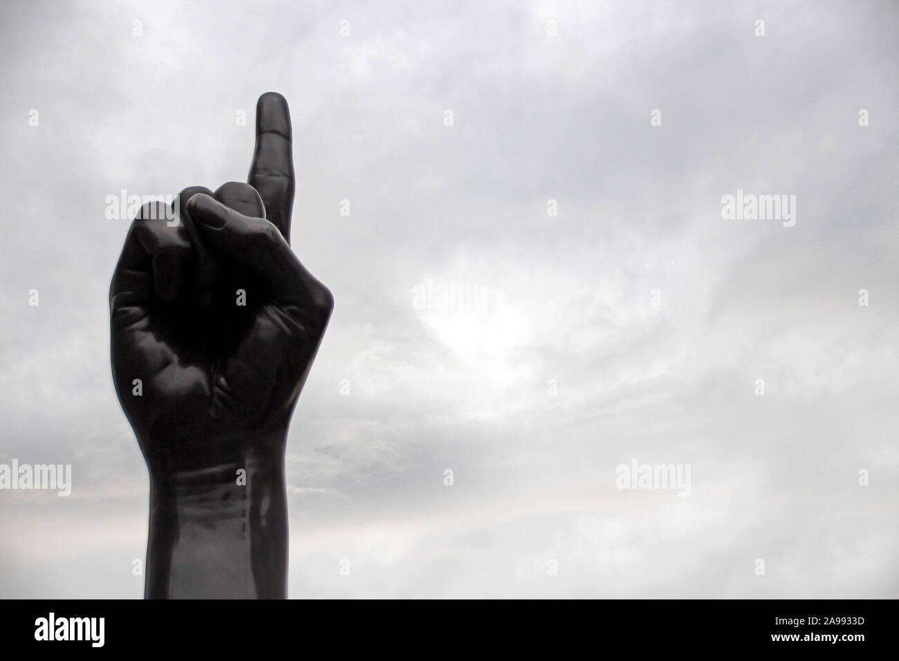 New York, USA. 12th Nov, 2019. The work "Unity" by the US artist Hank ...