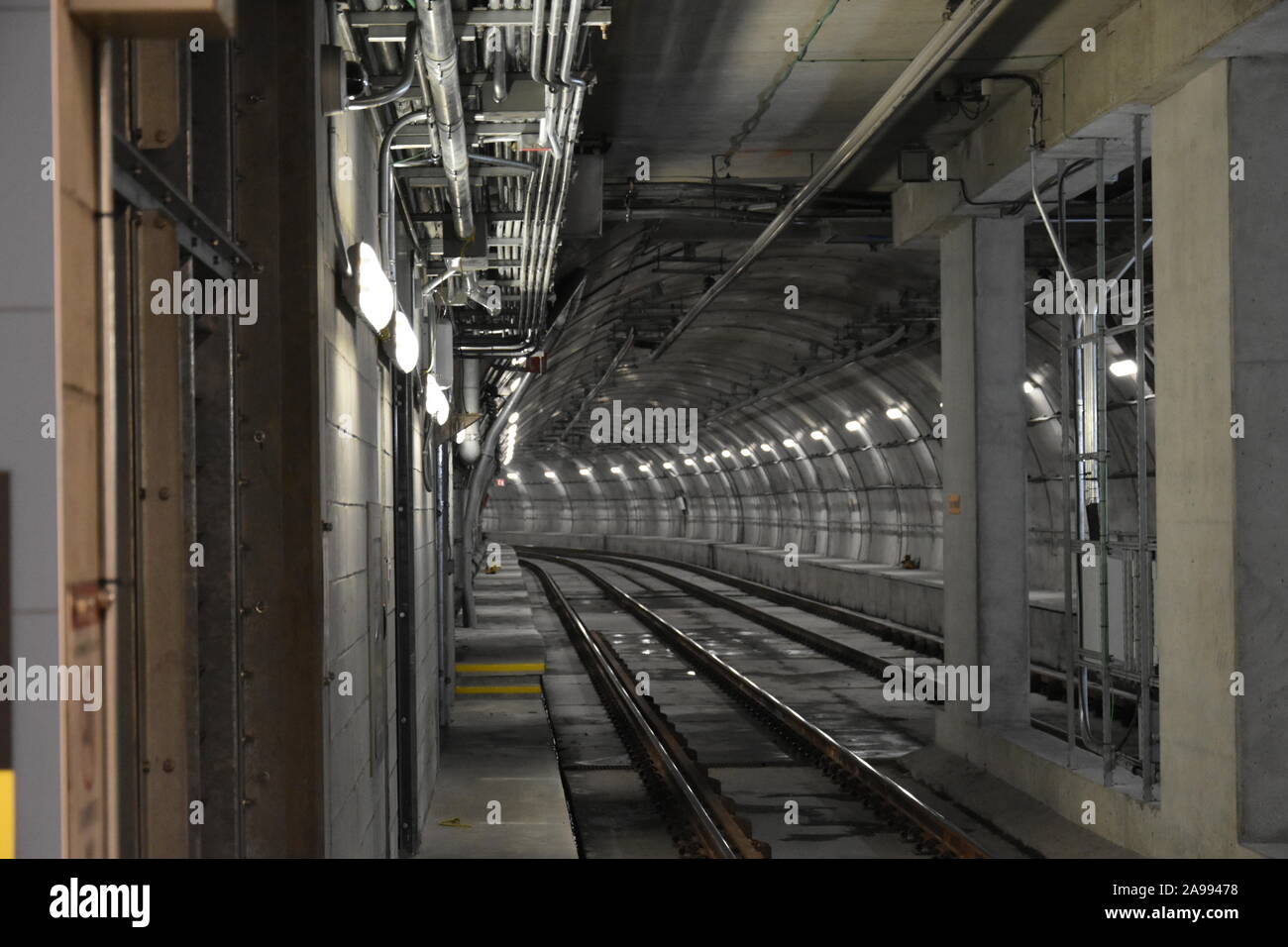 The brand new Ottawa OTrain subway and light rail system days after ...
