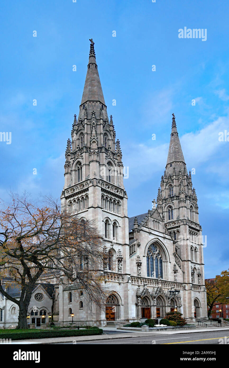 PITTSBURGH - NOVEMBER 2019: St. Paul's Roman Catholic Cathedral, an ...