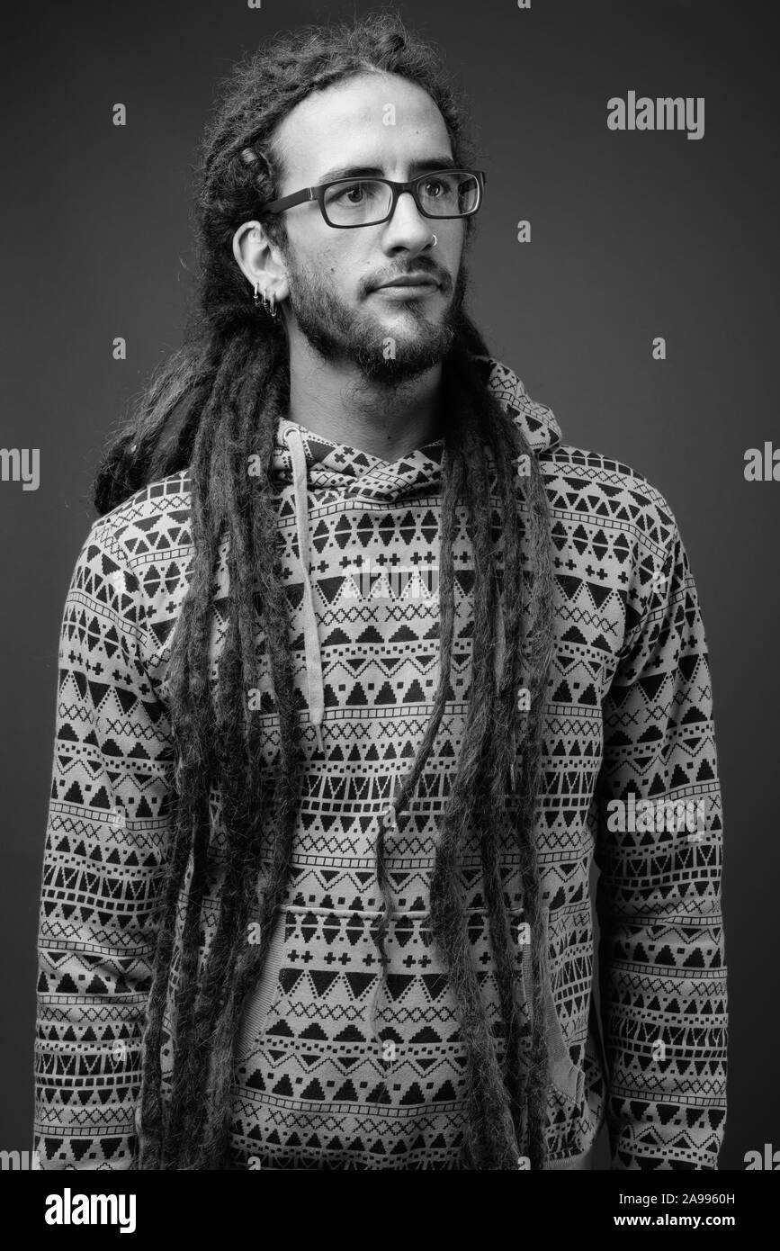 Black man beard dreadlocks hi-res stock photography and images - Alamy