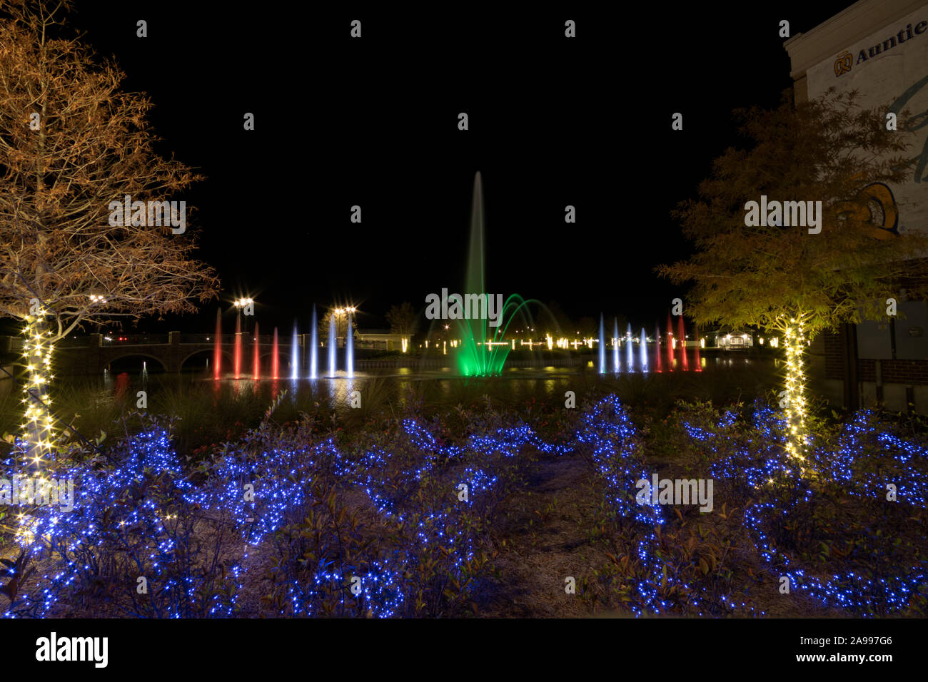 Night scene at OWA amusement park and shopping mall in Foley, Alabama ...