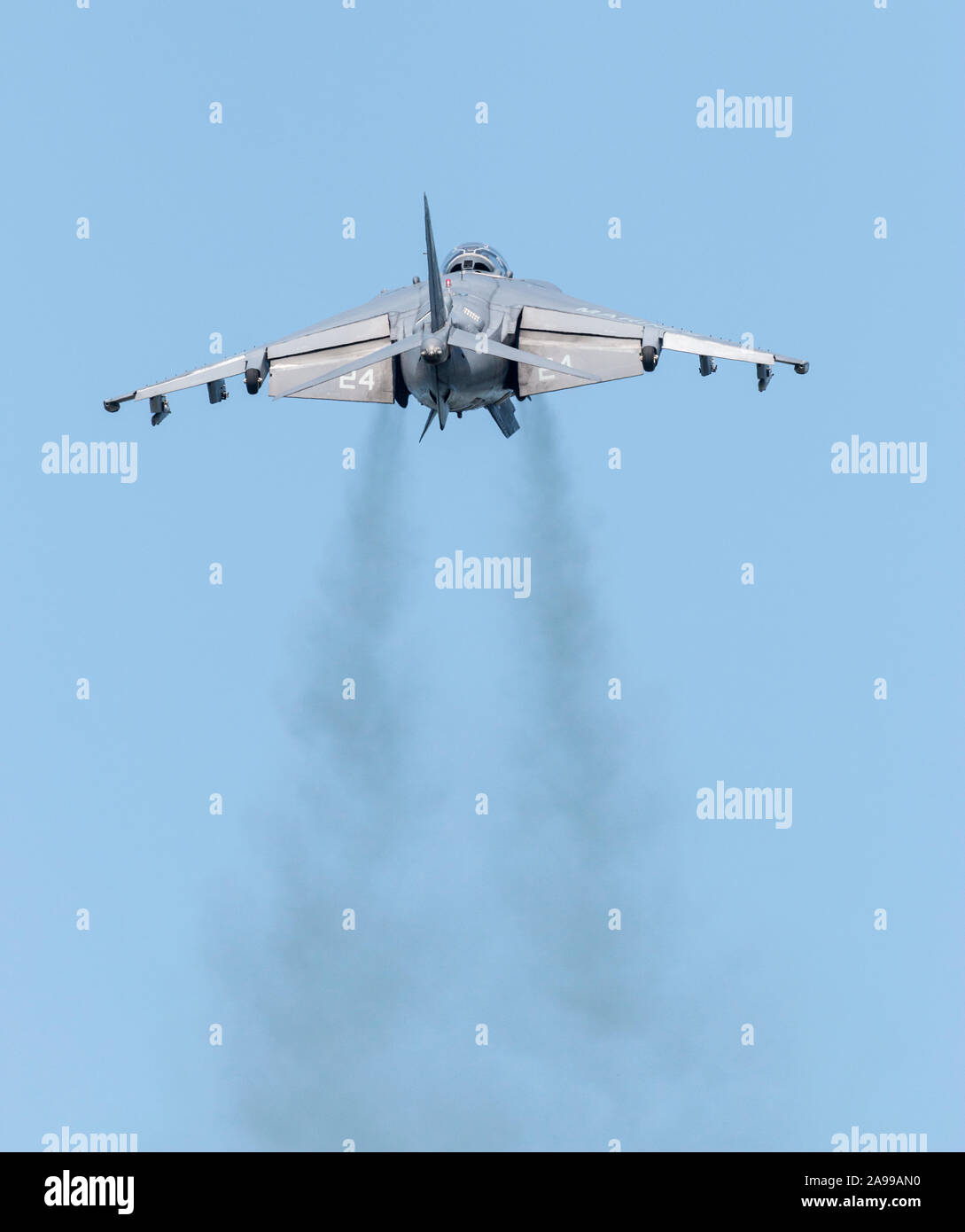 A United States Marine Corps AV-8B Harrier performs a demo at the 2015 ...