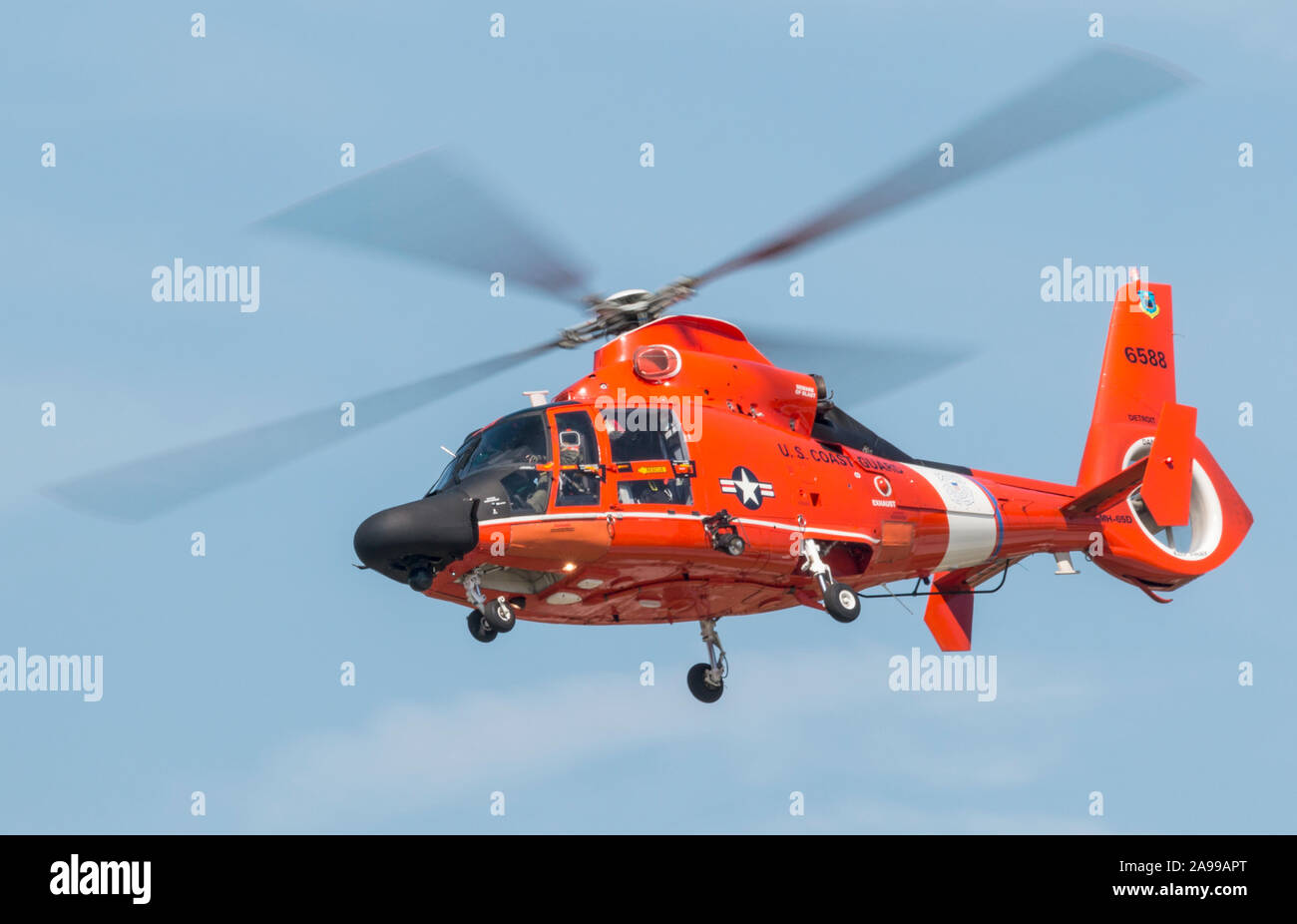 Eurocopter dauphin hi-res stock photography and images - Alamy