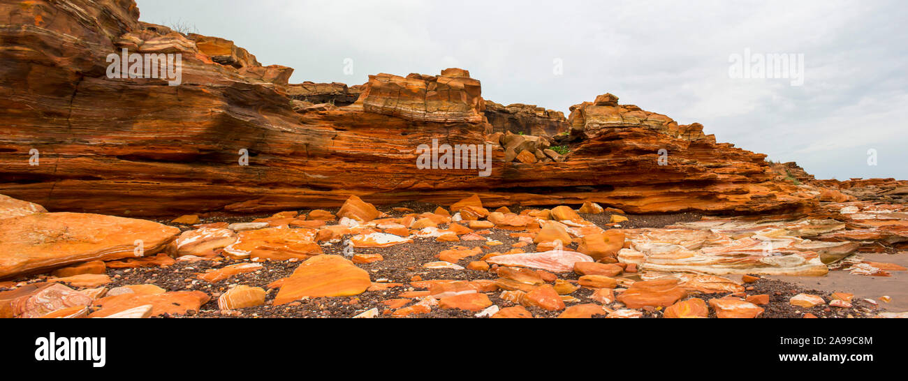 Dinosaur footprints australia hi-res stock photography and images - Alamy