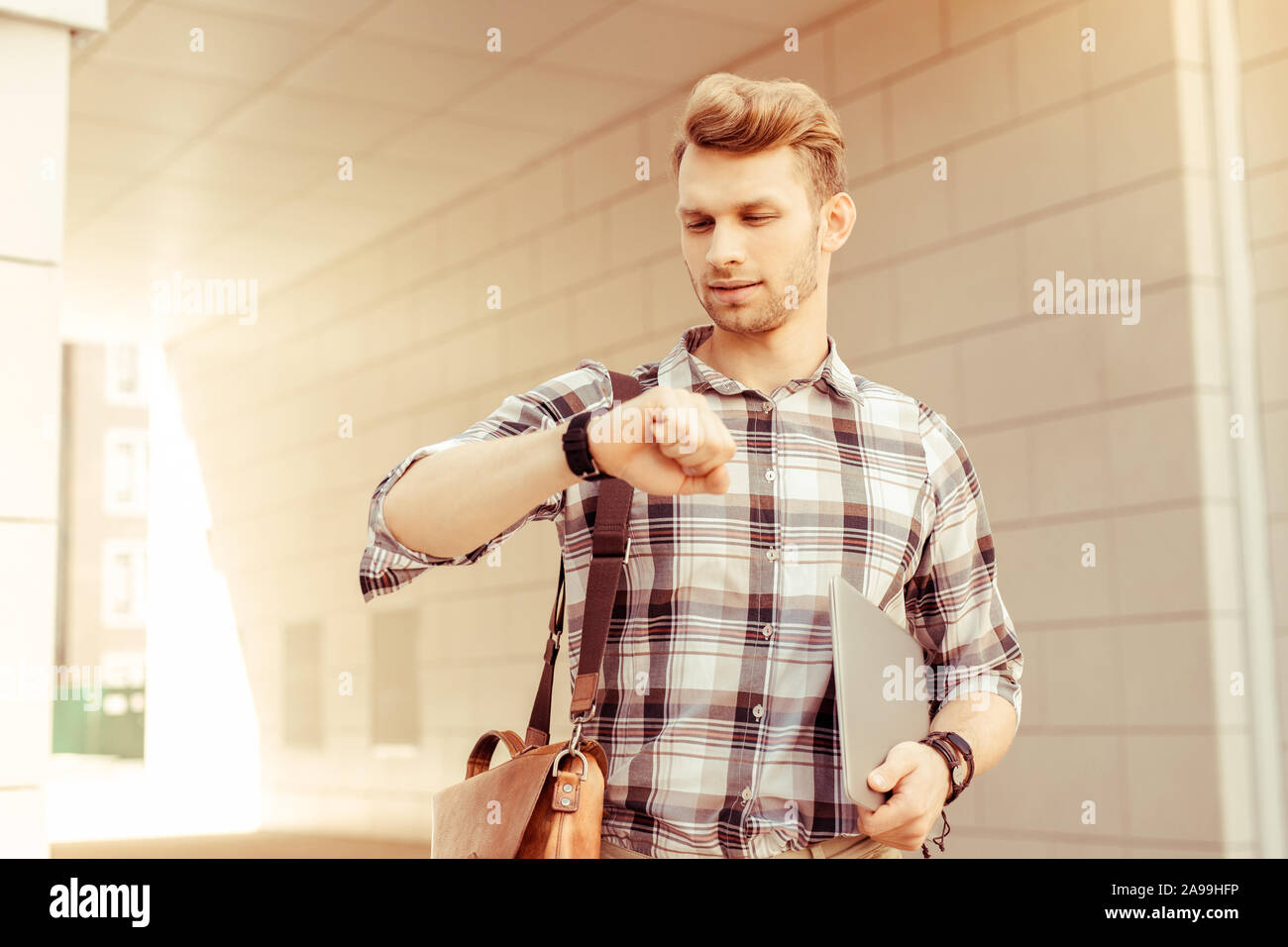 Looking watches hi-res stock photography and images - Alamy