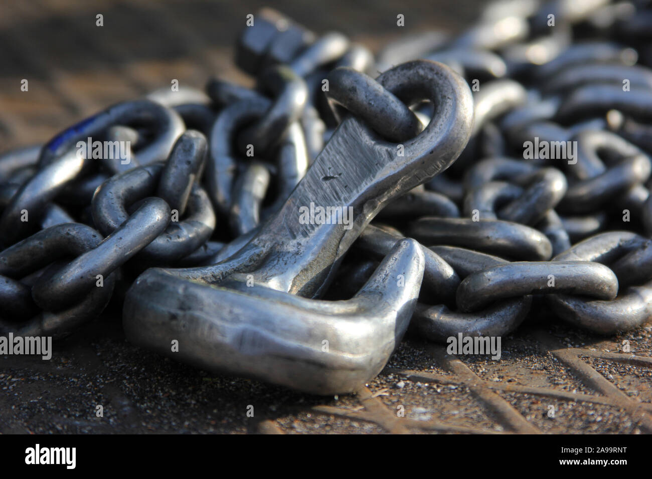 Mooring chain corroded hi-res stock photography and images - Alamy