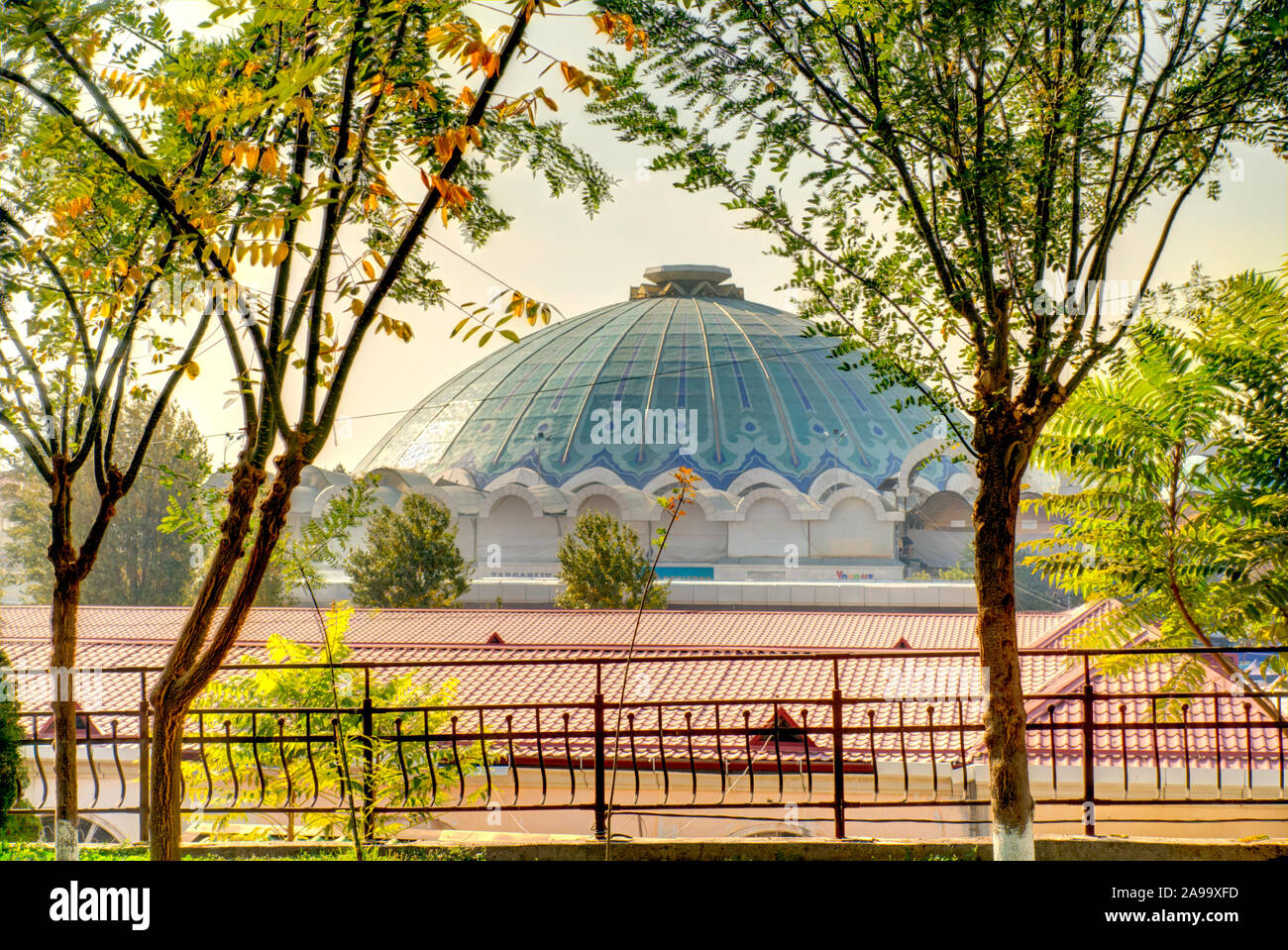 Dome chorsu bazaar hi-res stock photography and images - Alamy