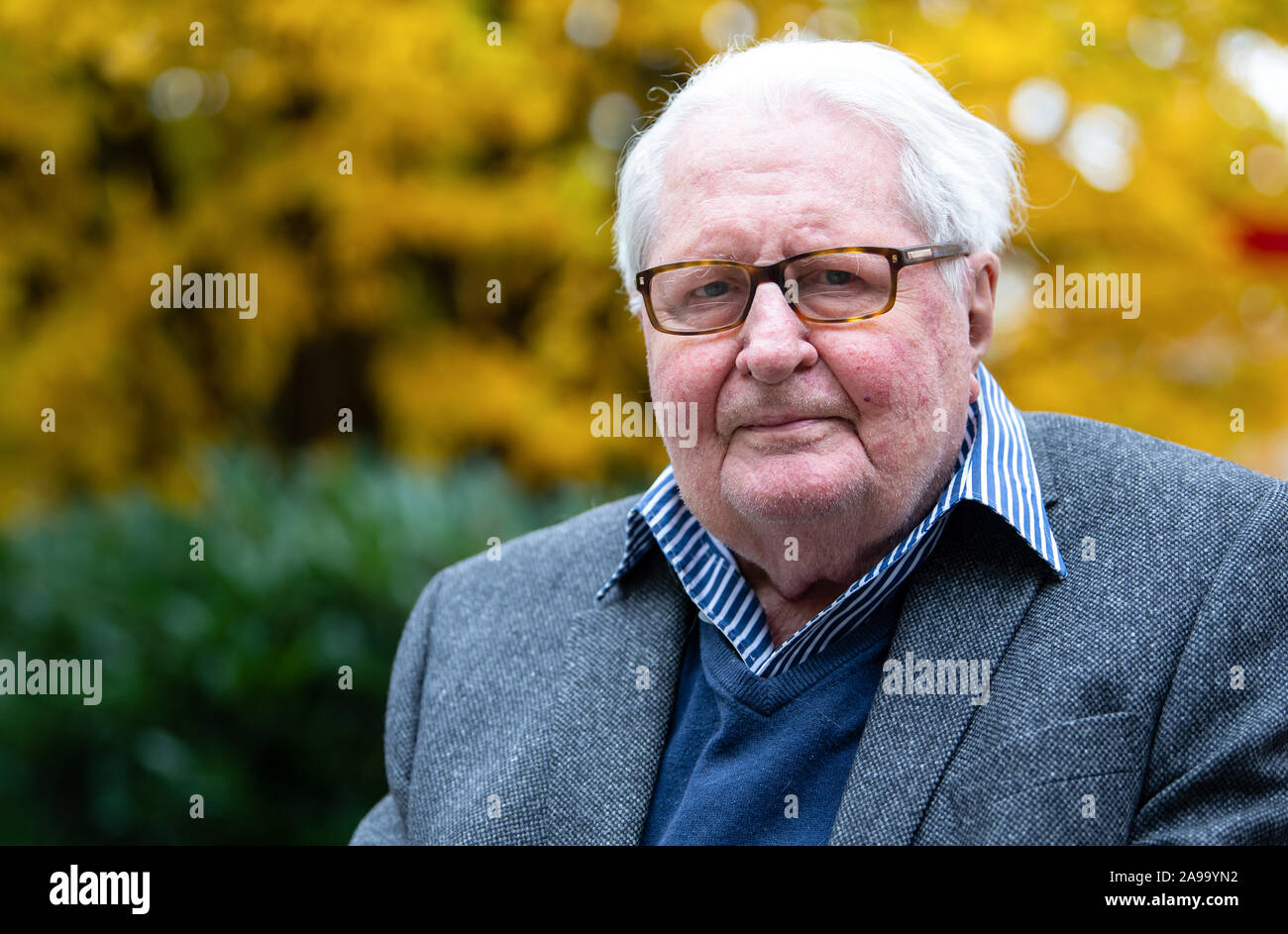 Munich, Germany. 12th Nov, 2019. Hans-Jochen Vogel, former party ...