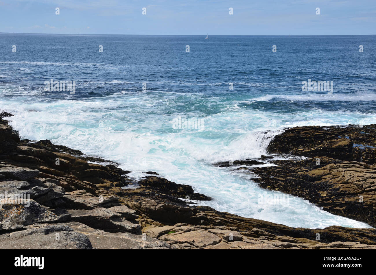 Small cove in the Côte Sauvage Stock Photo - Alamy