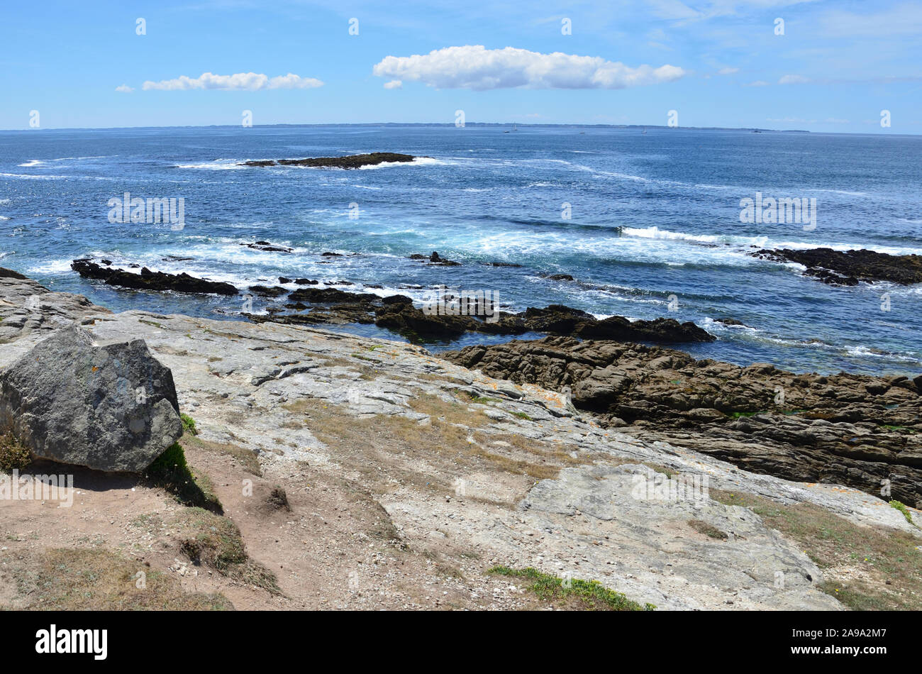 Line of the west coast of the Quiberon peninsula in Brittany, Côte ...