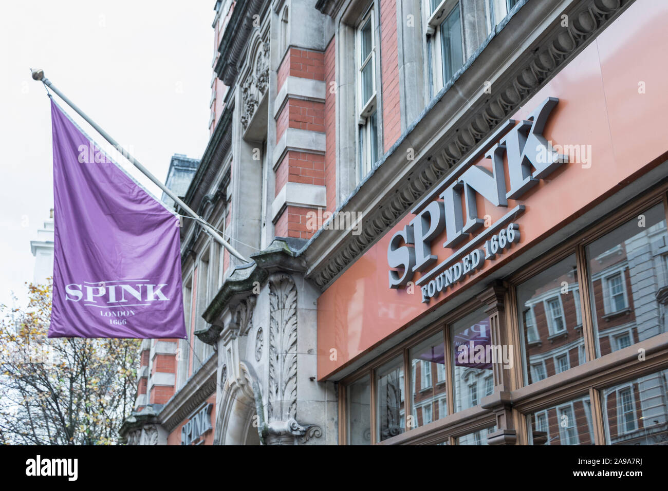 Southampton row hi-res stock photography and images - Alamy