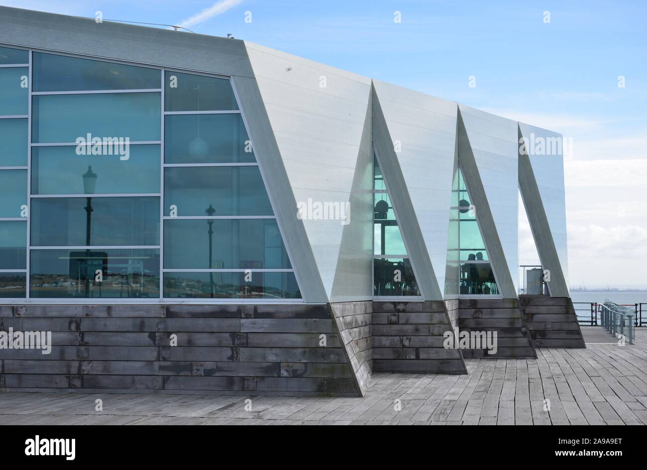 Southend town centre hi-res stock photography and images - Alamy