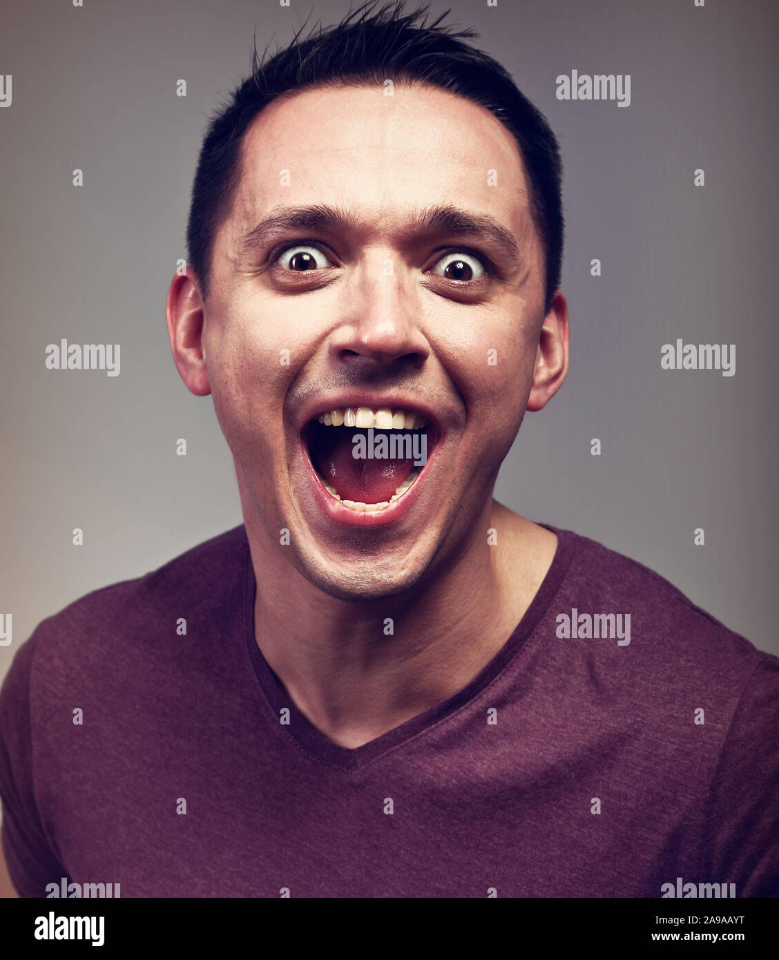 Man, mouth wide opened hi-res stock photography and images - Alamy