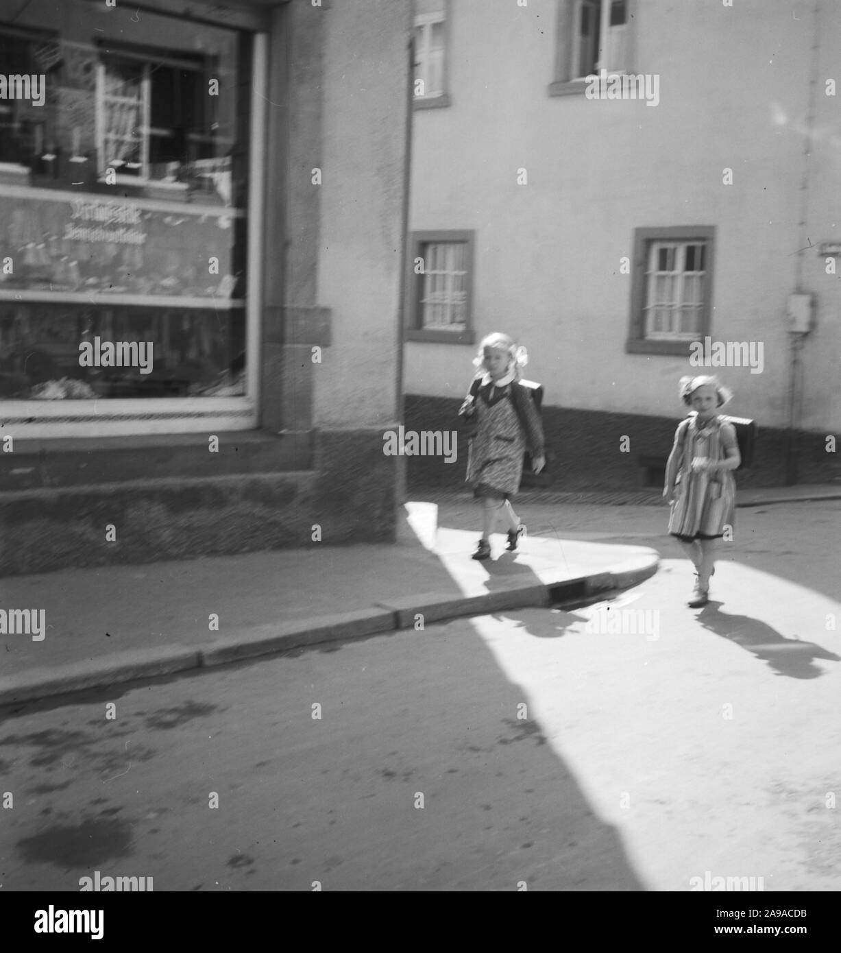 Children on their way to school in Weinheim, Germany 1930s Stock Photo ...