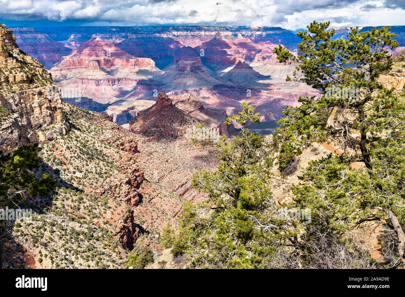 Snow on south rim hi-res stock photography and images - Alamy