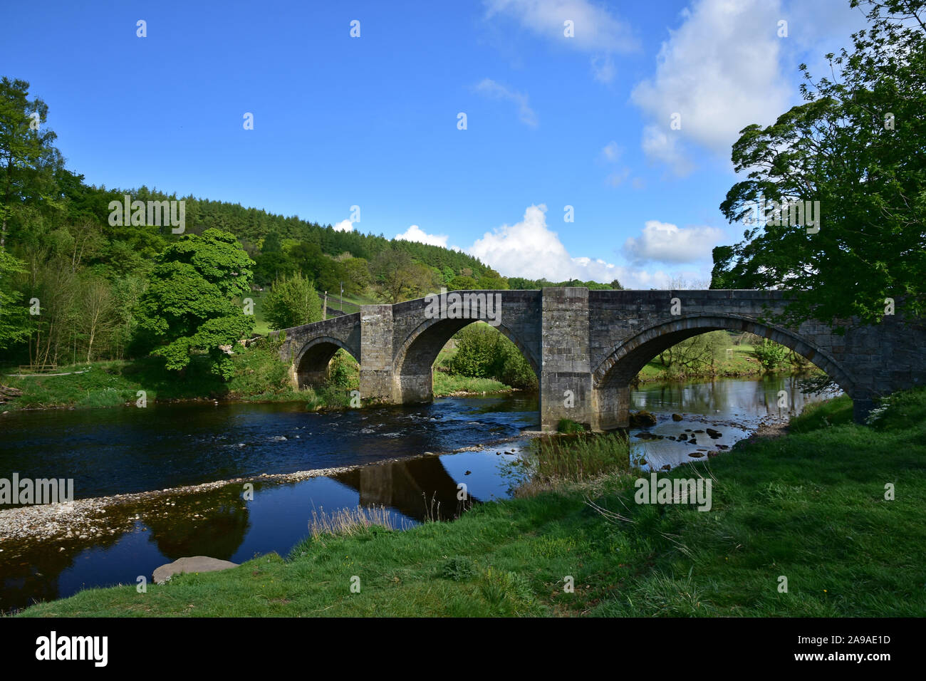 Barden Bridge, River Wharfe, Barden, North Yorkshire Stock Photo - Alamy