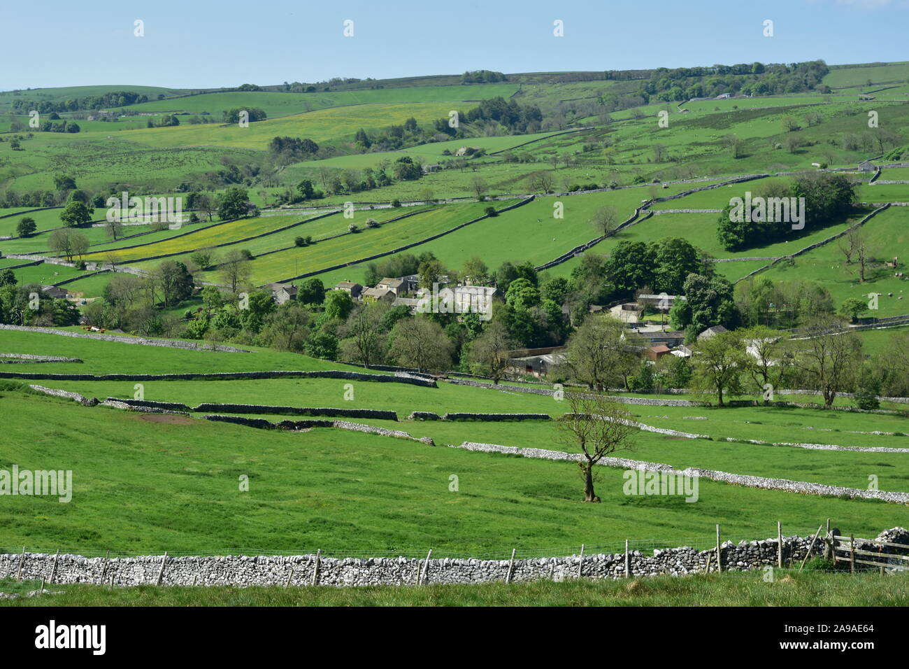 Malham village hi-res stock photography and images - Alamy
