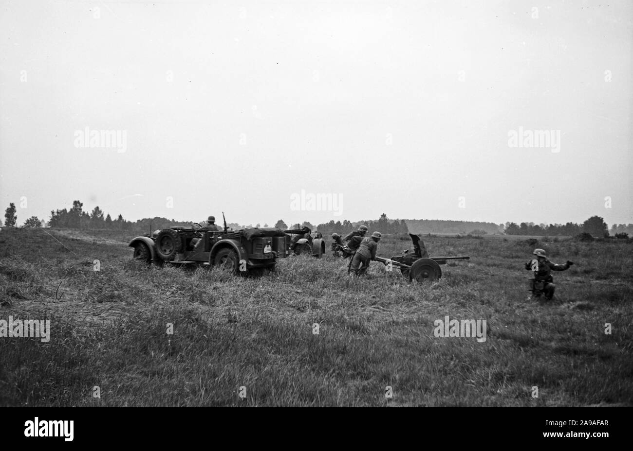Soldiers of the German Wehrmacht practising and exercising on a ...