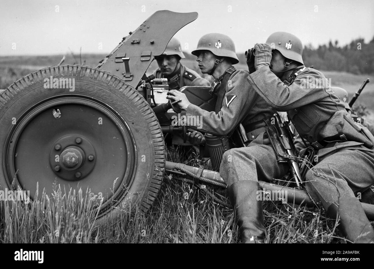 Soldiers of the German Wehrmacht practising and exercising on a ...