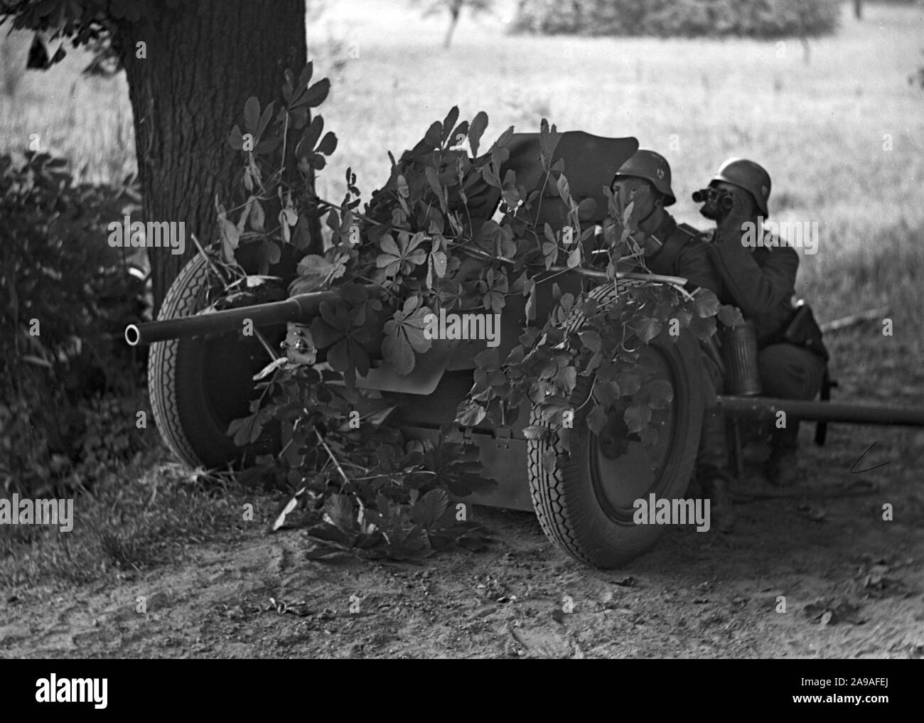 Soldiers of the German Wehrmacht practising and exercising on a ...