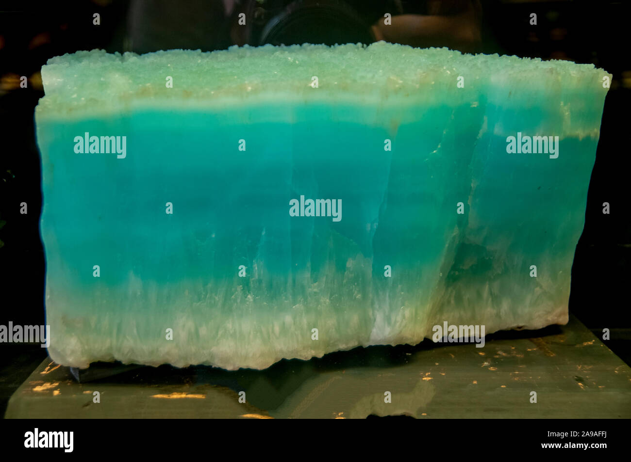 Calcium carbonate crystals hi-res stock photography and images - Alamy