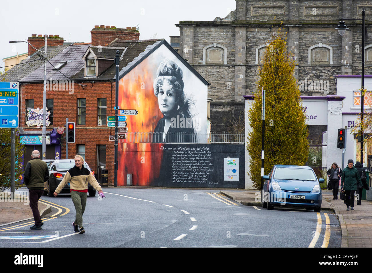 Women of ireland hi-res stock photography and images - Alamy