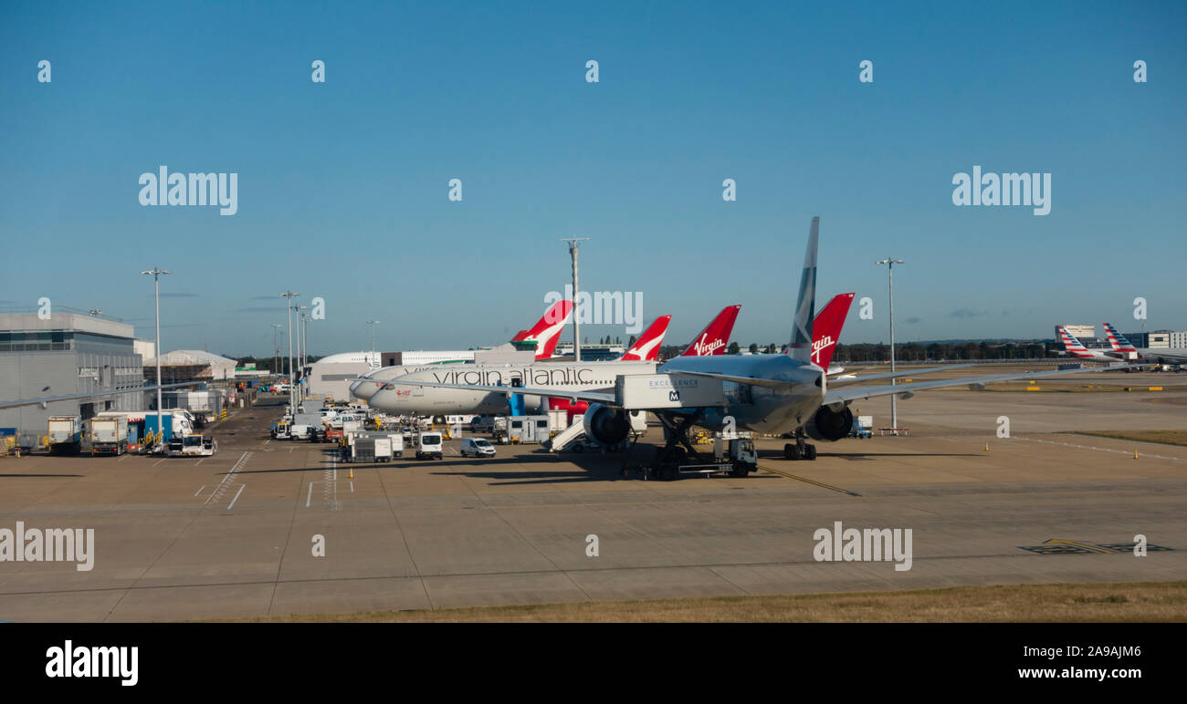 Qantas quantas hi-res stock photography and images - Alamy