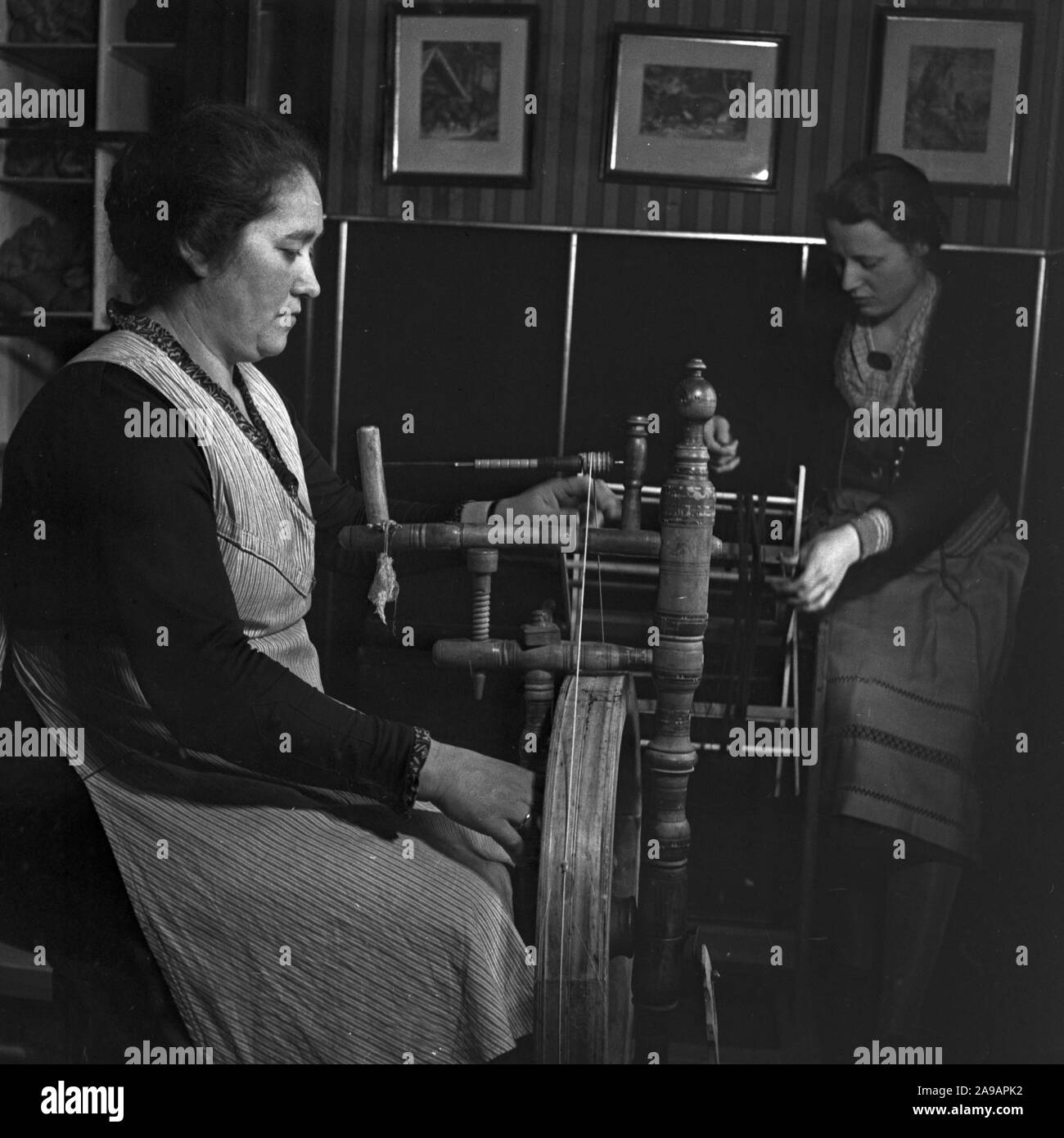 Spinner wheel Black and White Stock Photos & Images - Alamy