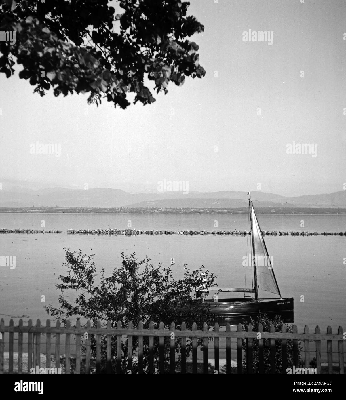 Driving lake Black and White Stock Photos & Images - Alamy