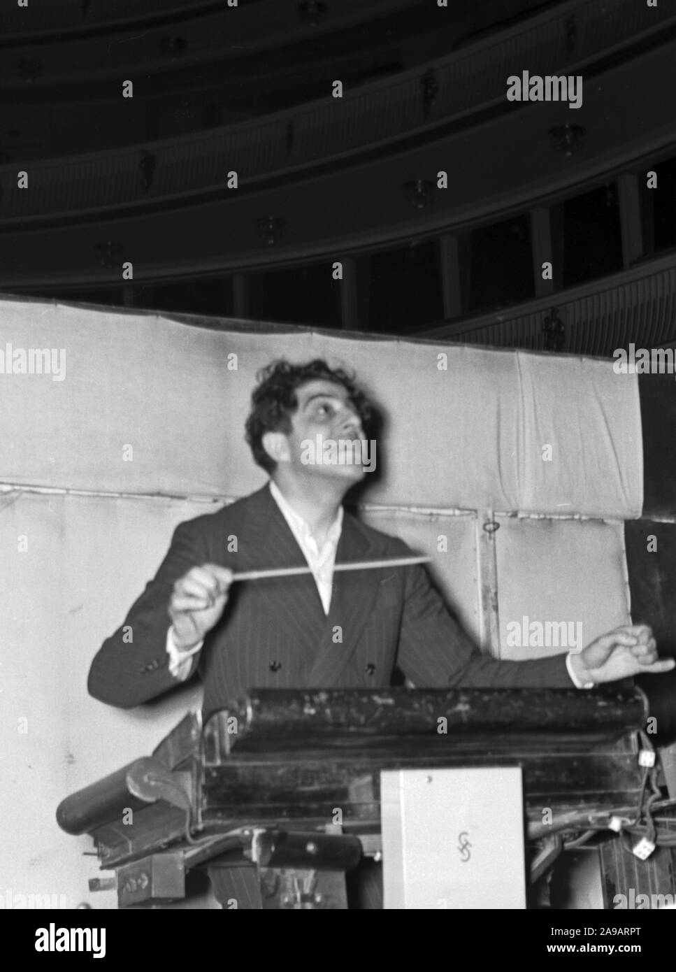 Preparing an opera performance, Germany 1940s Stock Photo - Alamy
