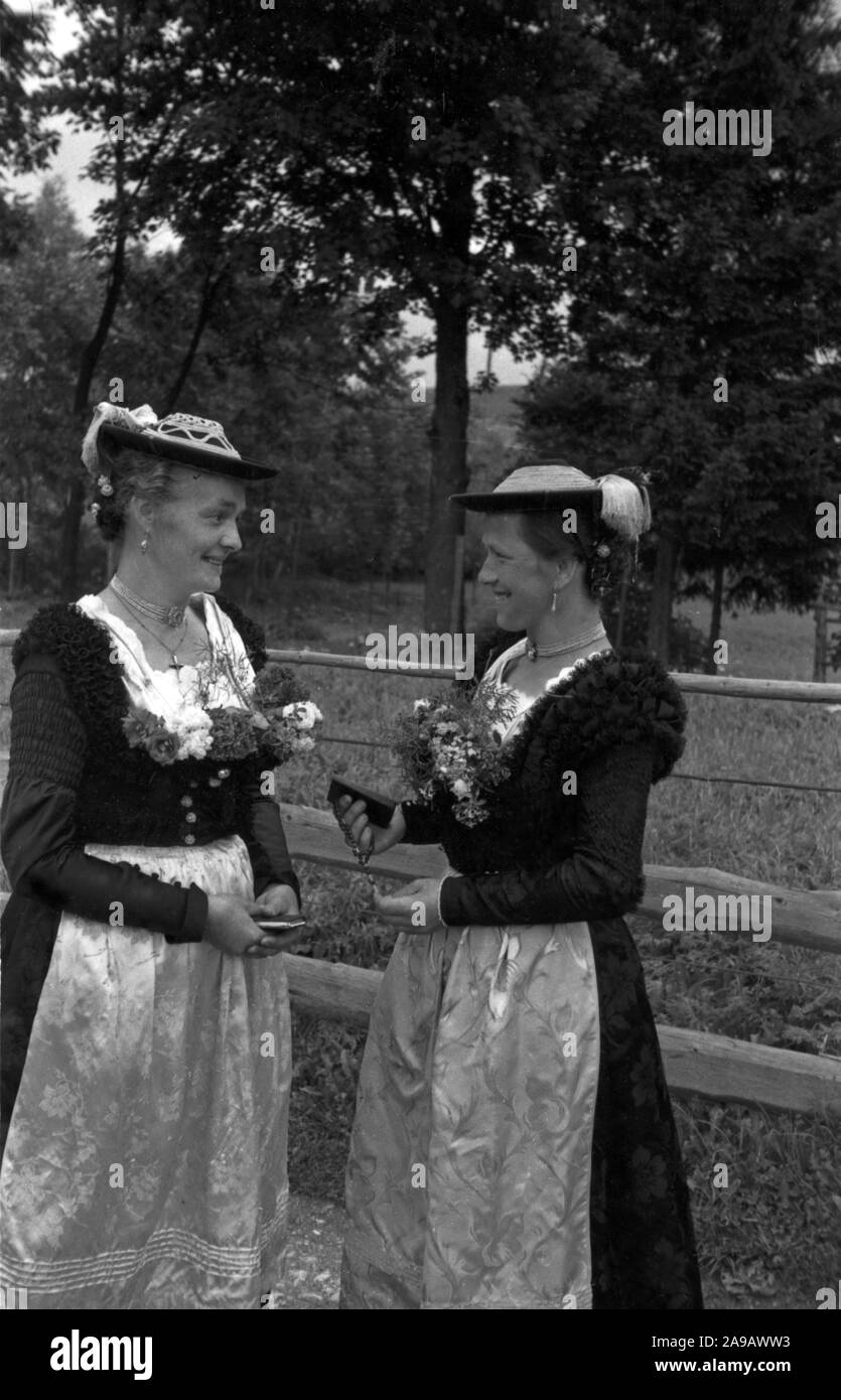 Germany 1940s mountain hi-res stock photography and images - Alamy