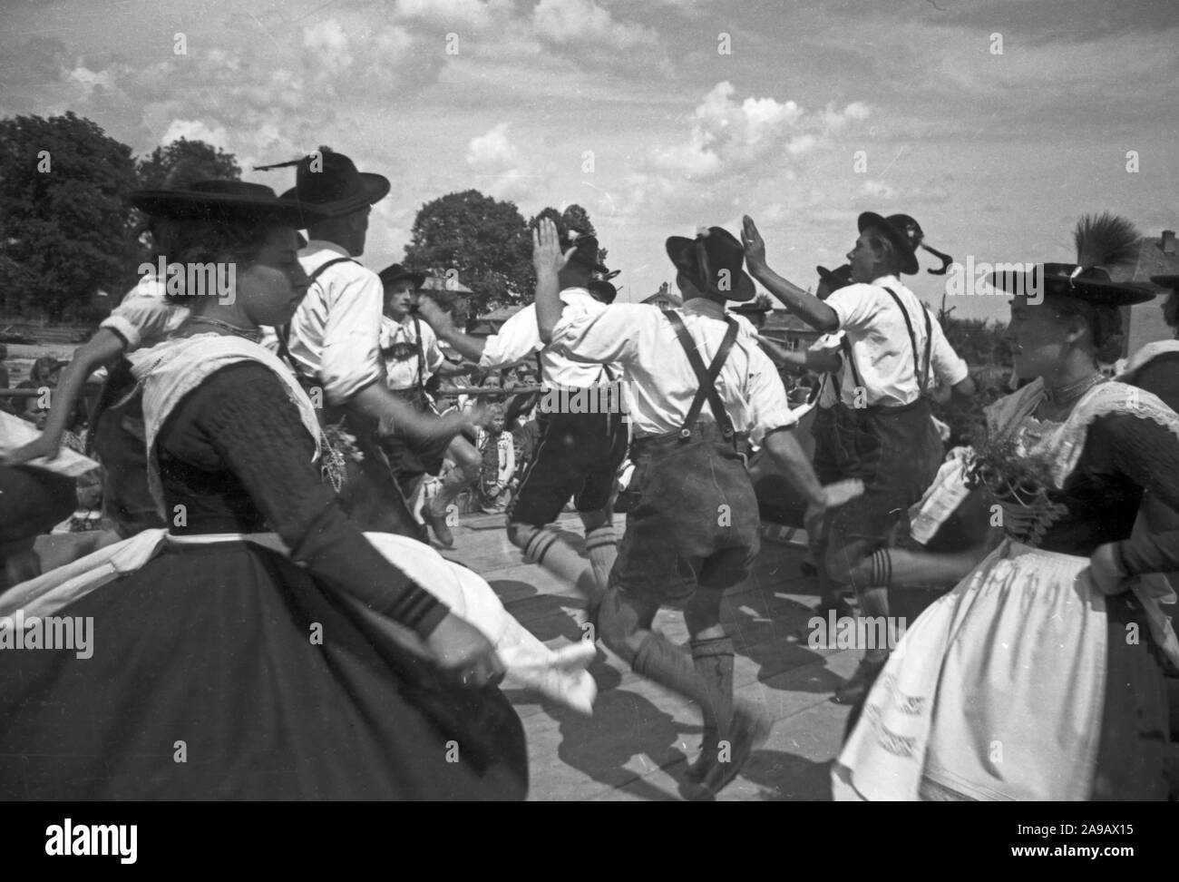 Germany 1940s mountain hi-res stock photography and images - Alamy