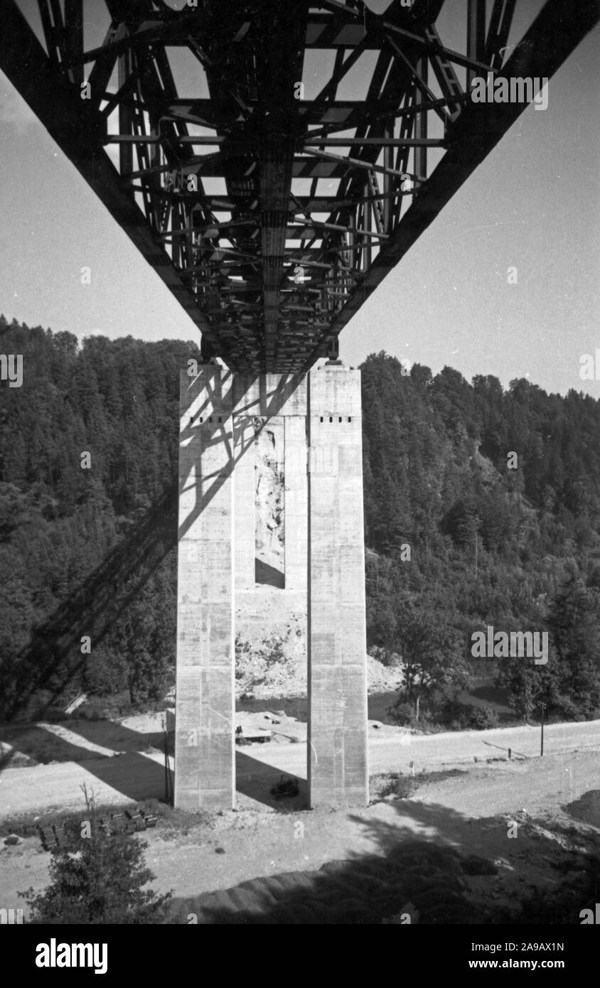 New built after war railway bridge, Germany 1940s Stock Photo - Alamy