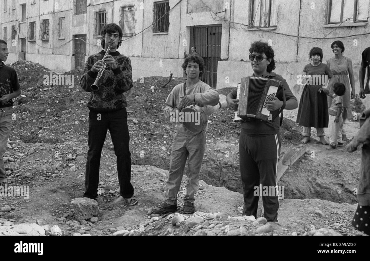 Albania tirana poverty hi-res stock photography and images - Alamy